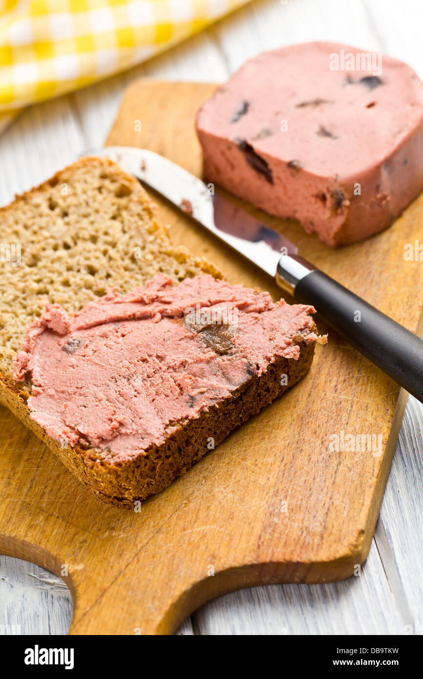 Pate snack hi-res stock photography and images - Alamy