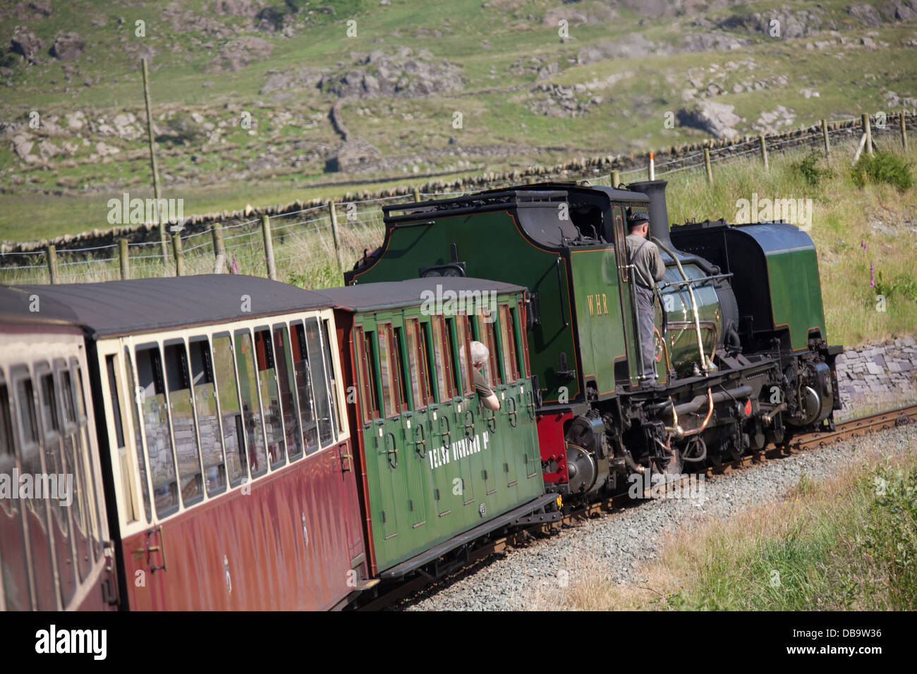 Class 143 locomotive hi-res stock photography and images - Alamy