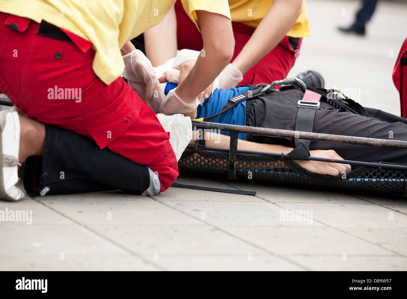 first aid training bandaging Stock Photo - Alamy