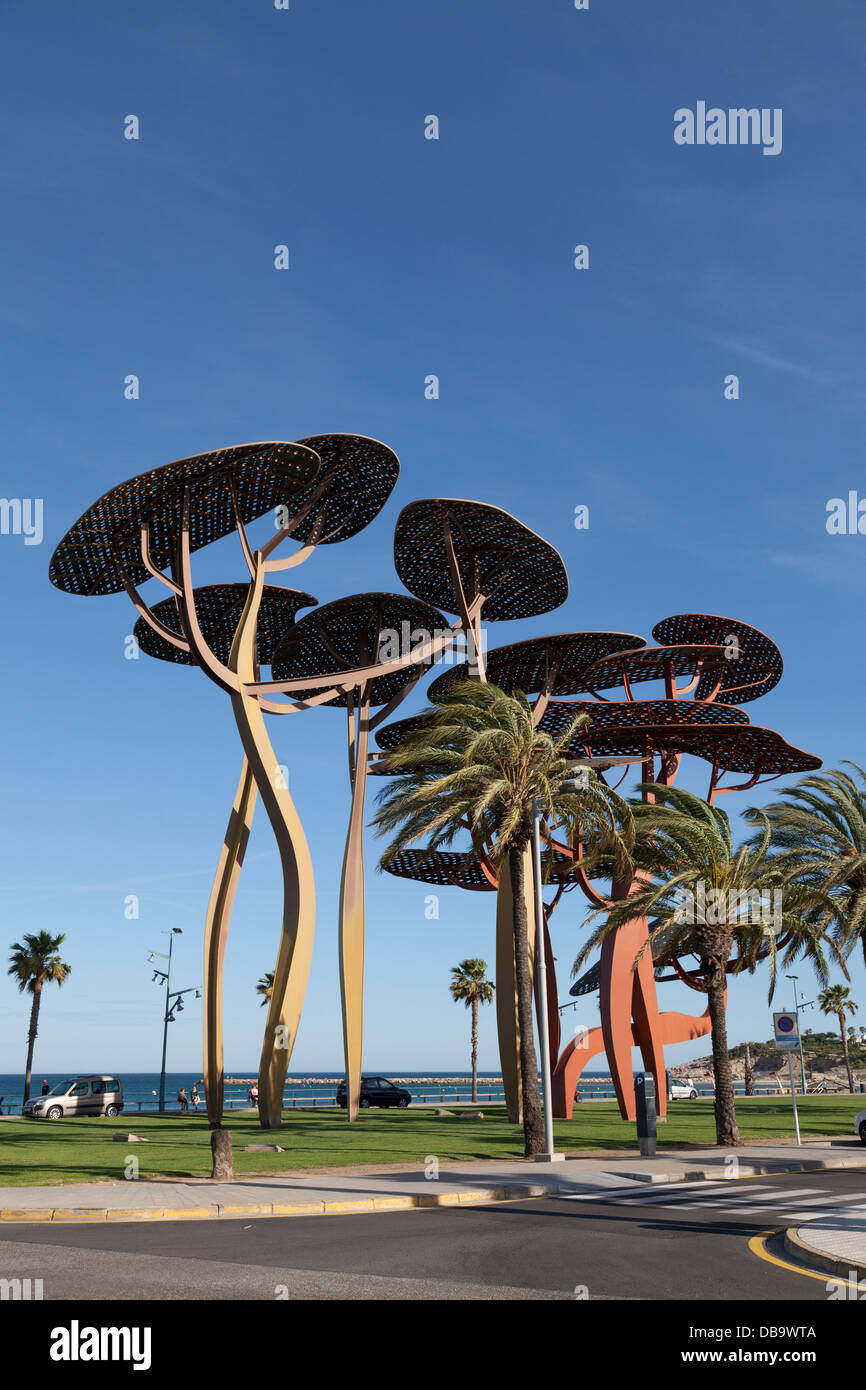 Large promenade hi-res stock photography and images - Alamy