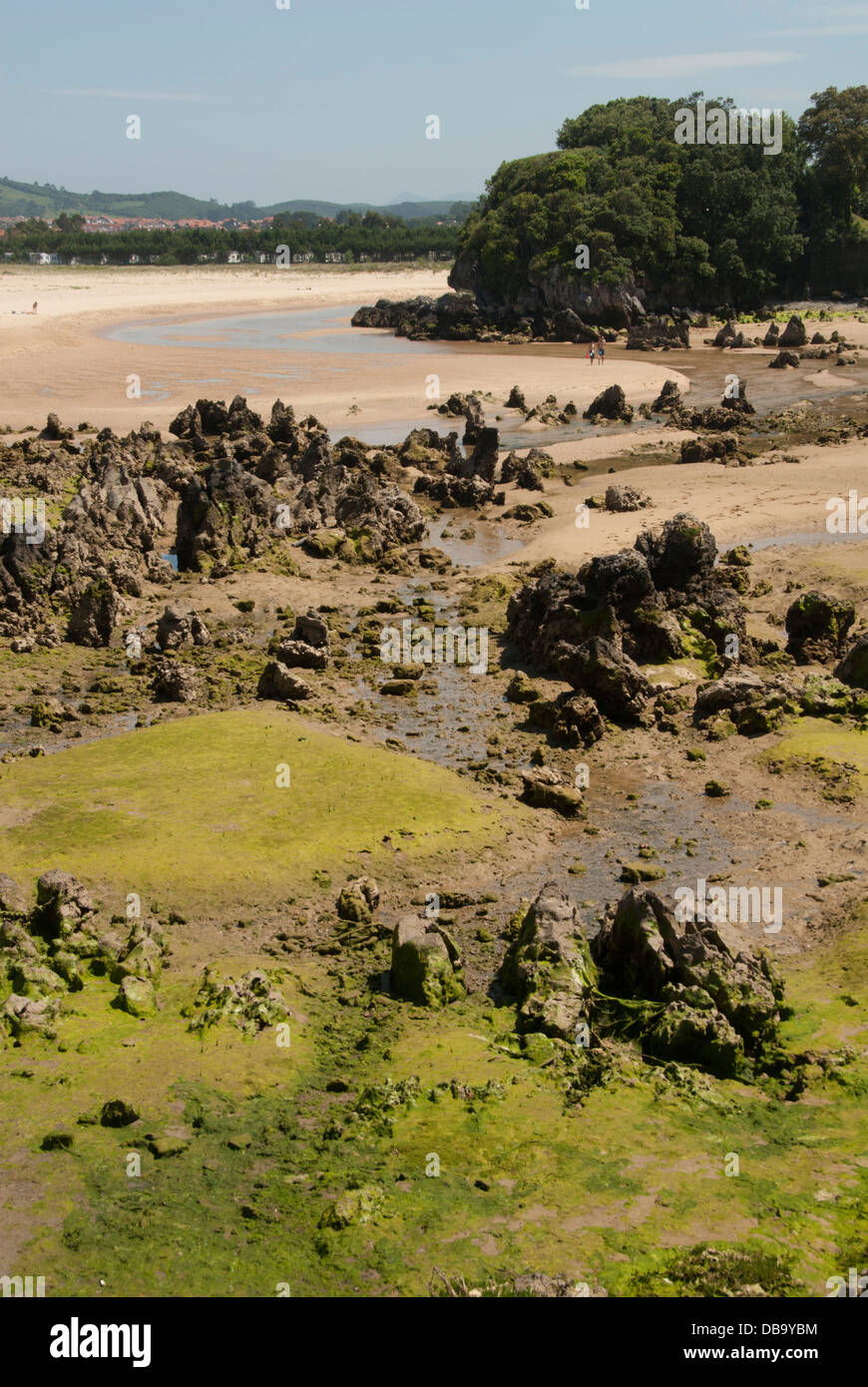 Volcanic outcrops hi-res stock photography and images - Alamy