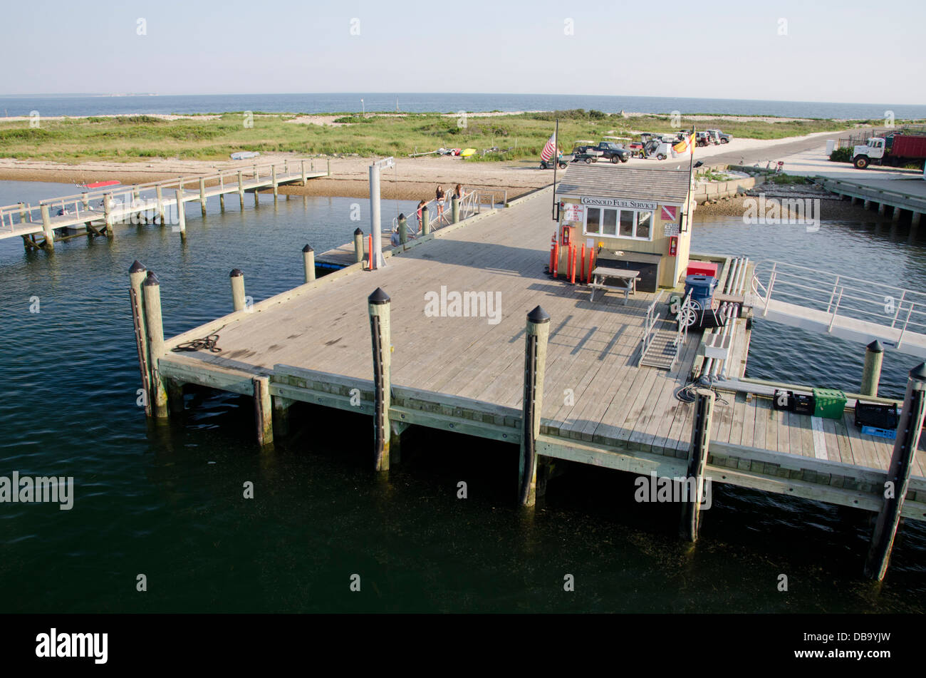 Cuttyhunk harbor hi-res stock photography and images - Alamy
