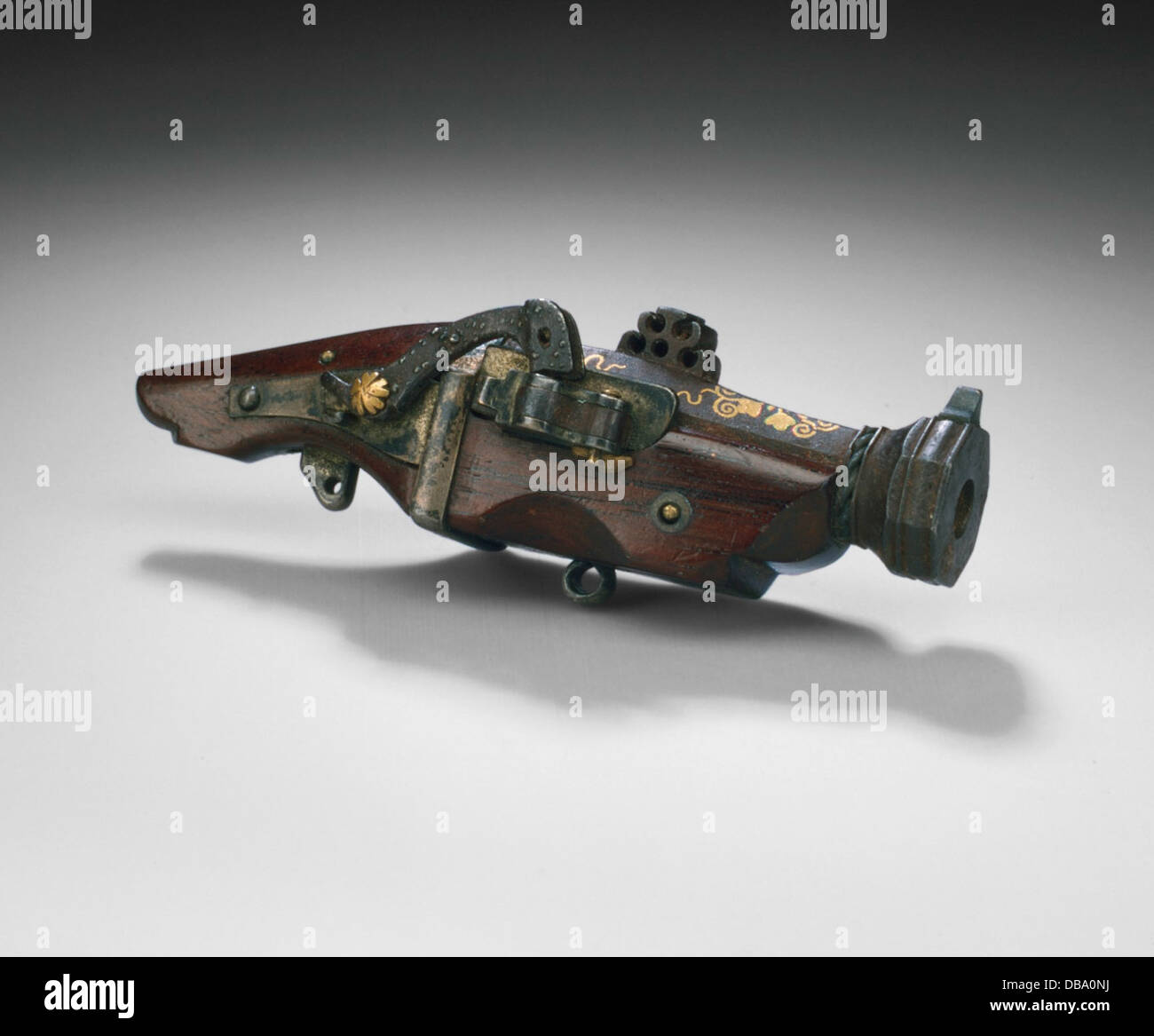 Portuguese gun 17th century hi-res stock photography and images - Alamy