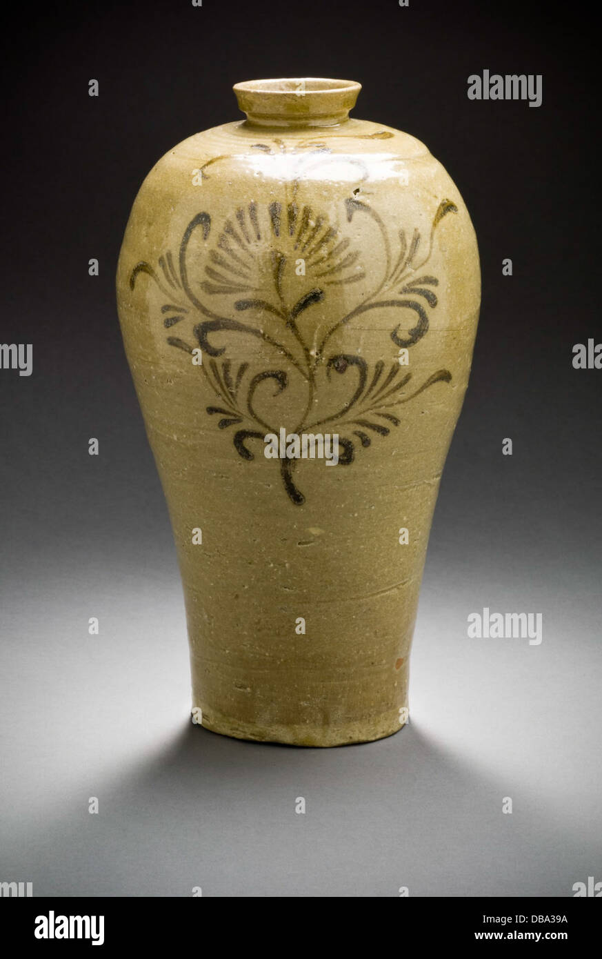 Prunus vase hi-res stock photography and images - Alamy