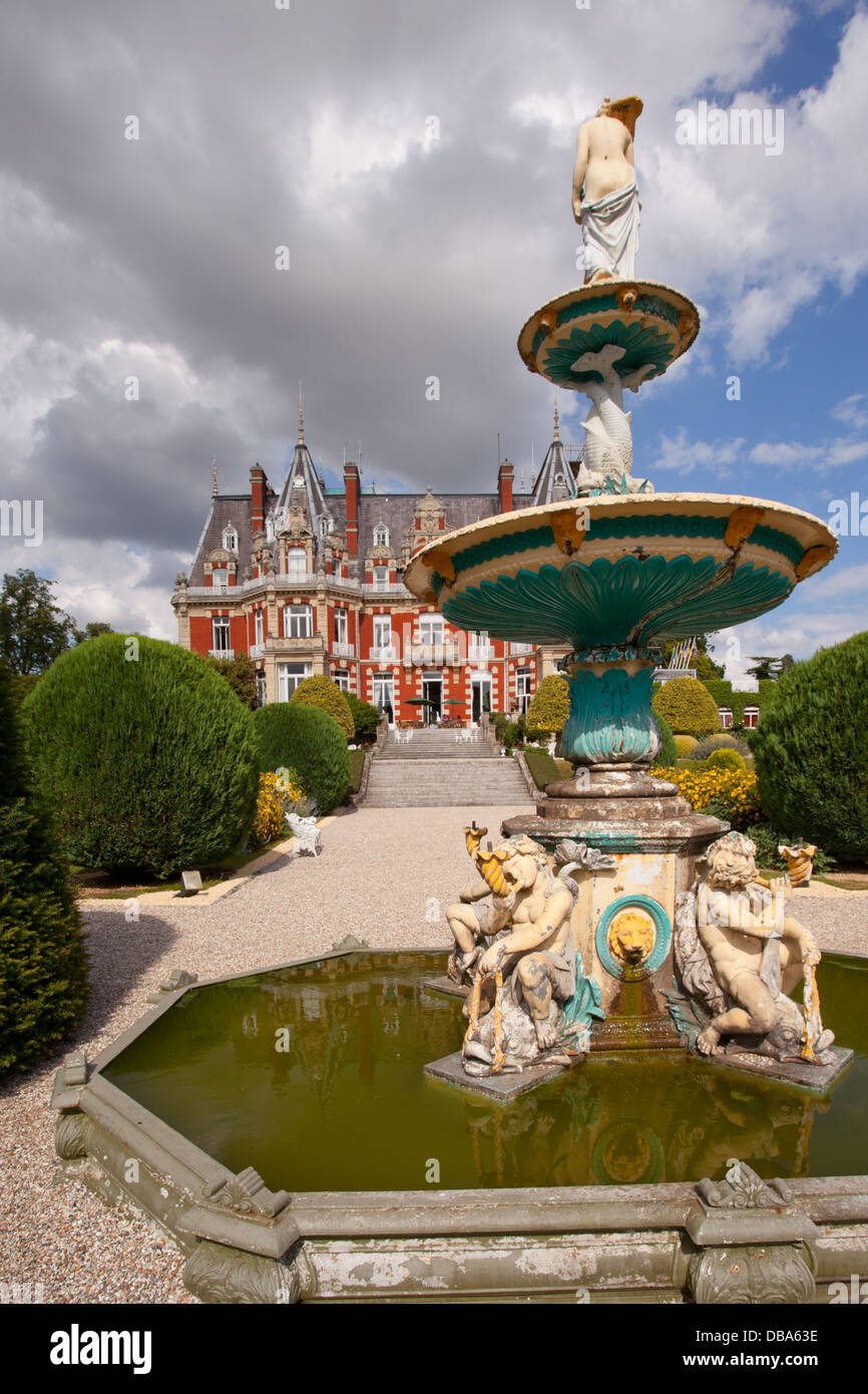 Chateau impney hi-res stock photography and images - Alamy