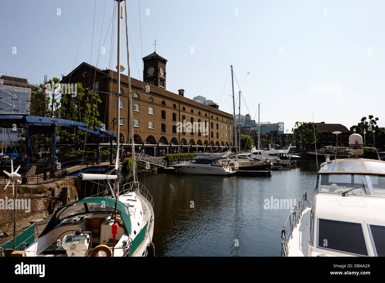Saint katherine dock hi-res stock photography and images - Alamy