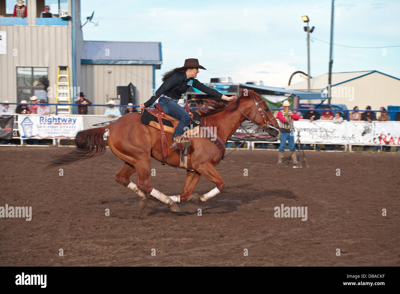 Cowgirls barrel racing hi-res stock photography and images - Alamy