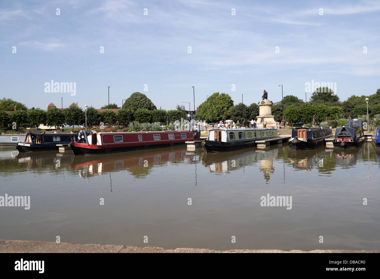 The Canal Wharf in Stratford Upon Avon England. Bancroft basin, british ...