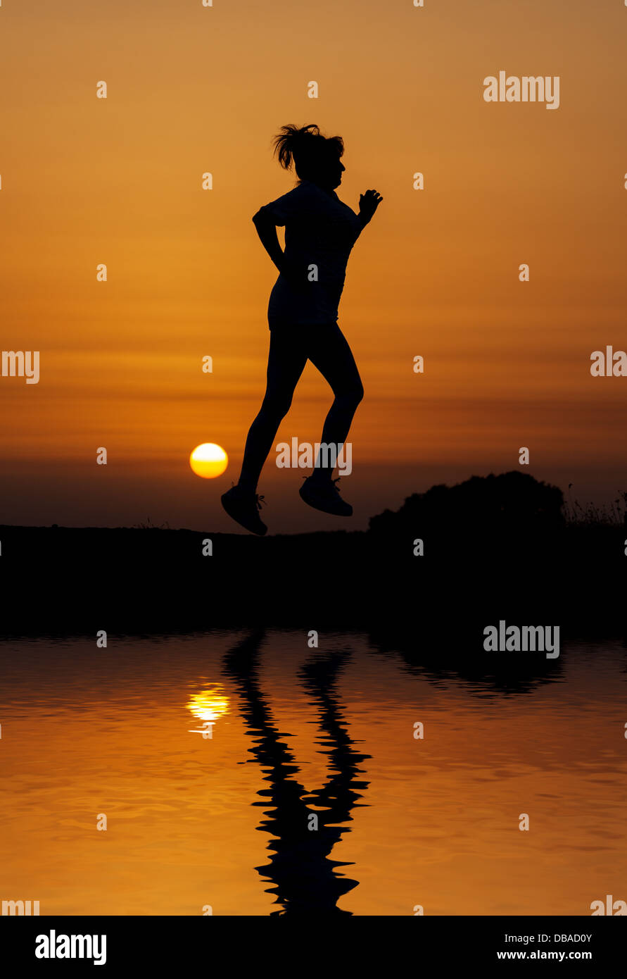 Running woman silhouette hi-res stock photography and images - Alamy