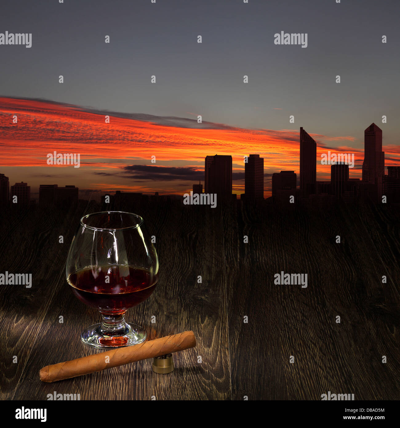Glass of cognac and sigar Stock Photo - Alamy