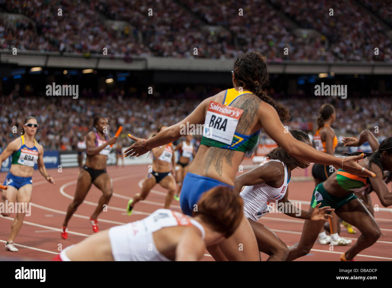 4x100m women's relay hi-res stock photography and images - Alamy