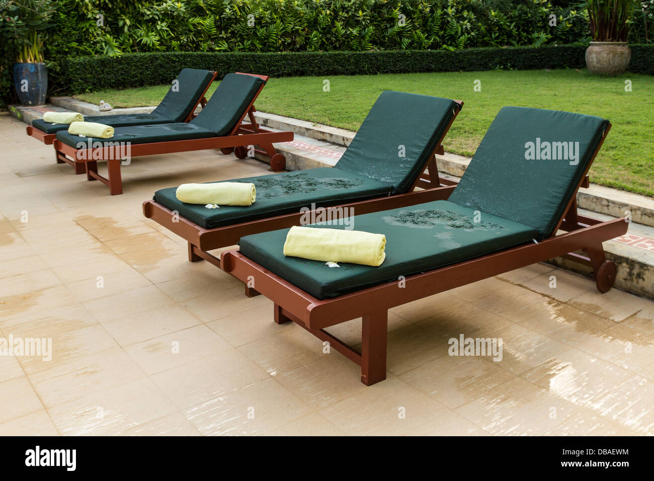 Bed in swimming pool in resort, Thailand Stock Photo - Alamy