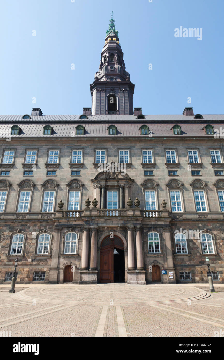 Christiansborg slot hi-res stock photography and images - Alamy