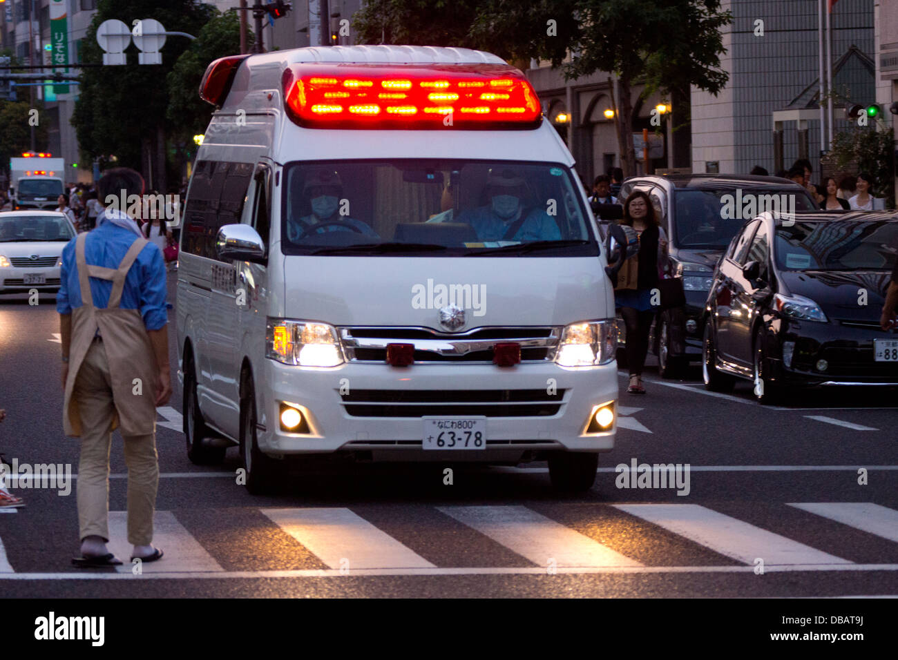Japanese ambulance hi-res stock photography and images - Alamy