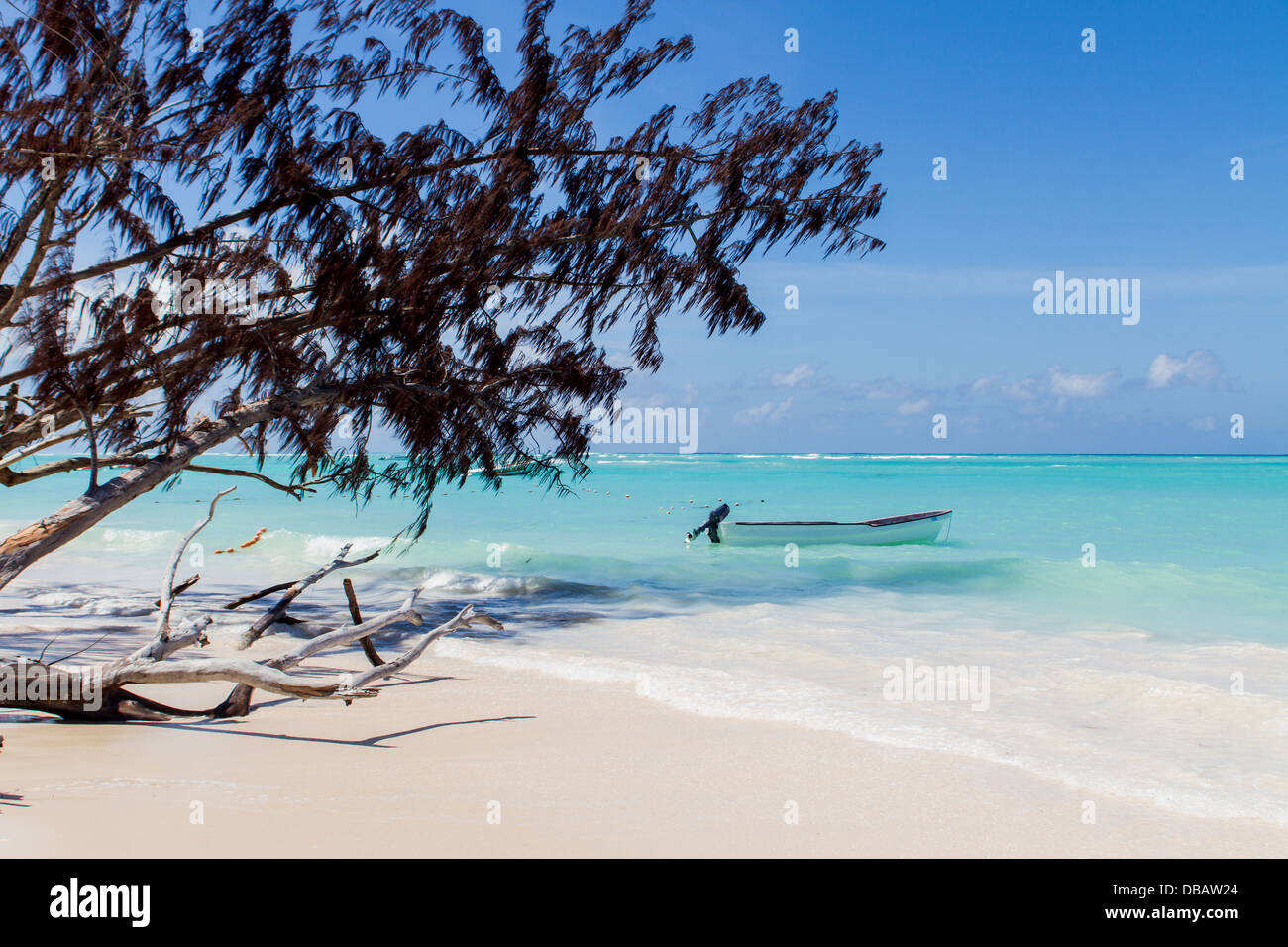 Dominican republic blue water hi-res stock photography and images - Alamy
