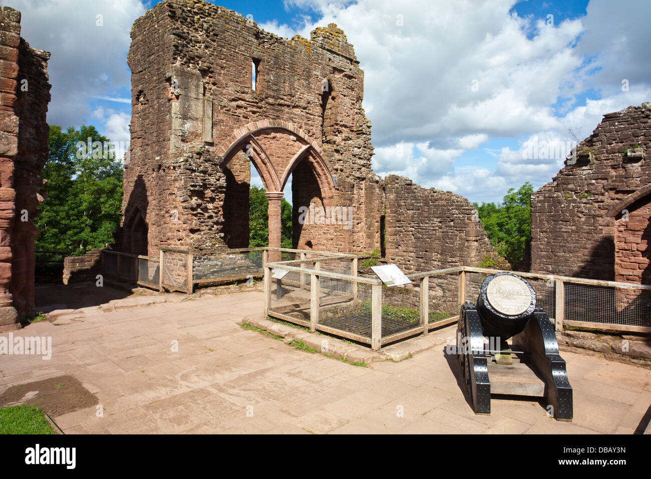 Mortar castle hi-res stock photography and images - Alamy
