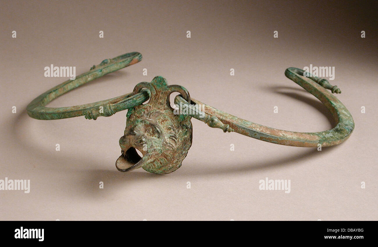 Situla egyptian hi-res stock photography and images - Alamy