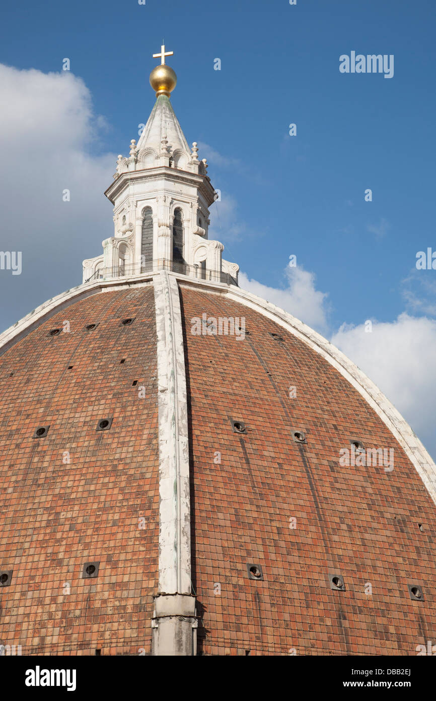Doumo cathedral hi-res stock photography and images - Alamy