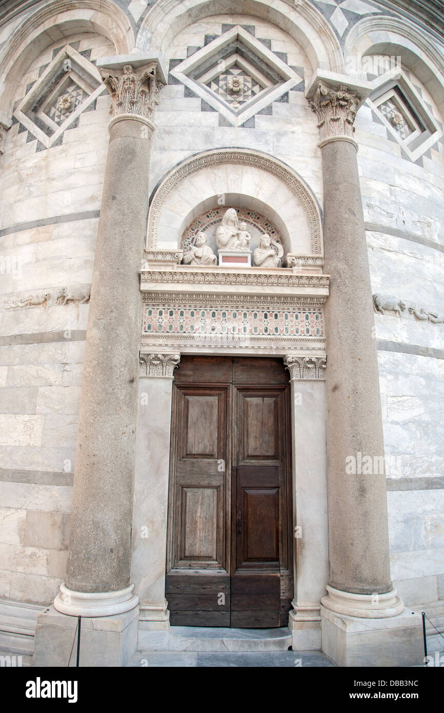 Entrance door leaning tower pisa hi-res stock photography and images ...