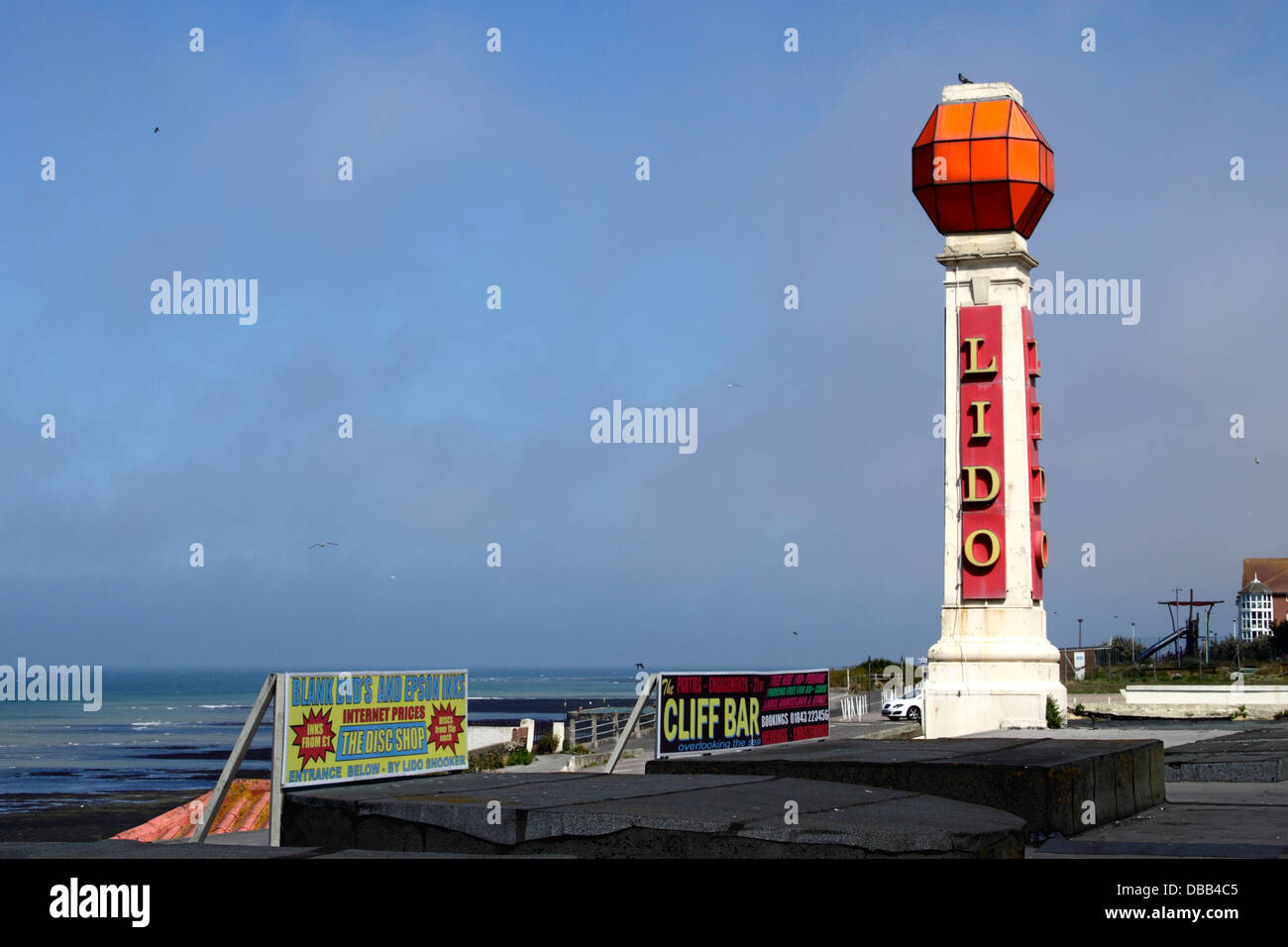 Lido sign margate hi-res stock photography and images - Alamy