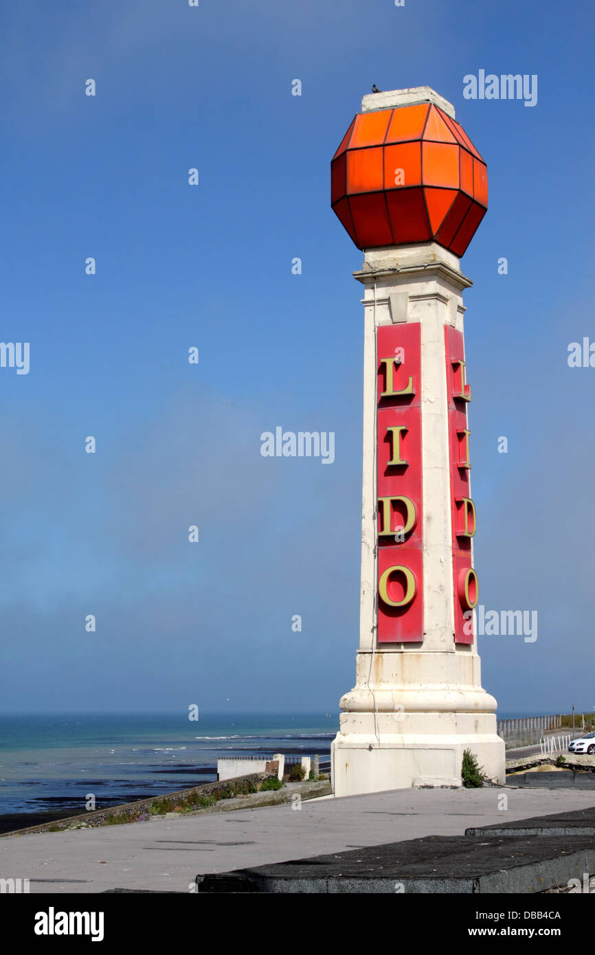 Lido sign margate hi-res stock photography and images - Alamy