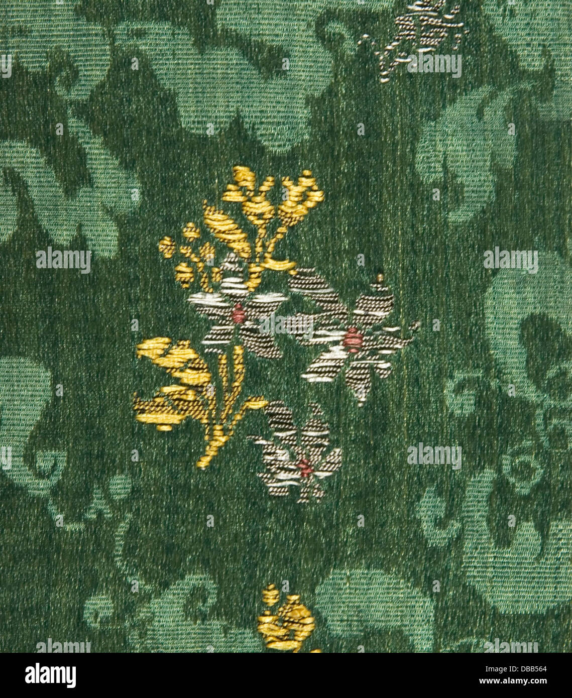 This textile piece from LACMA features a bizarre-style floral lattice ...