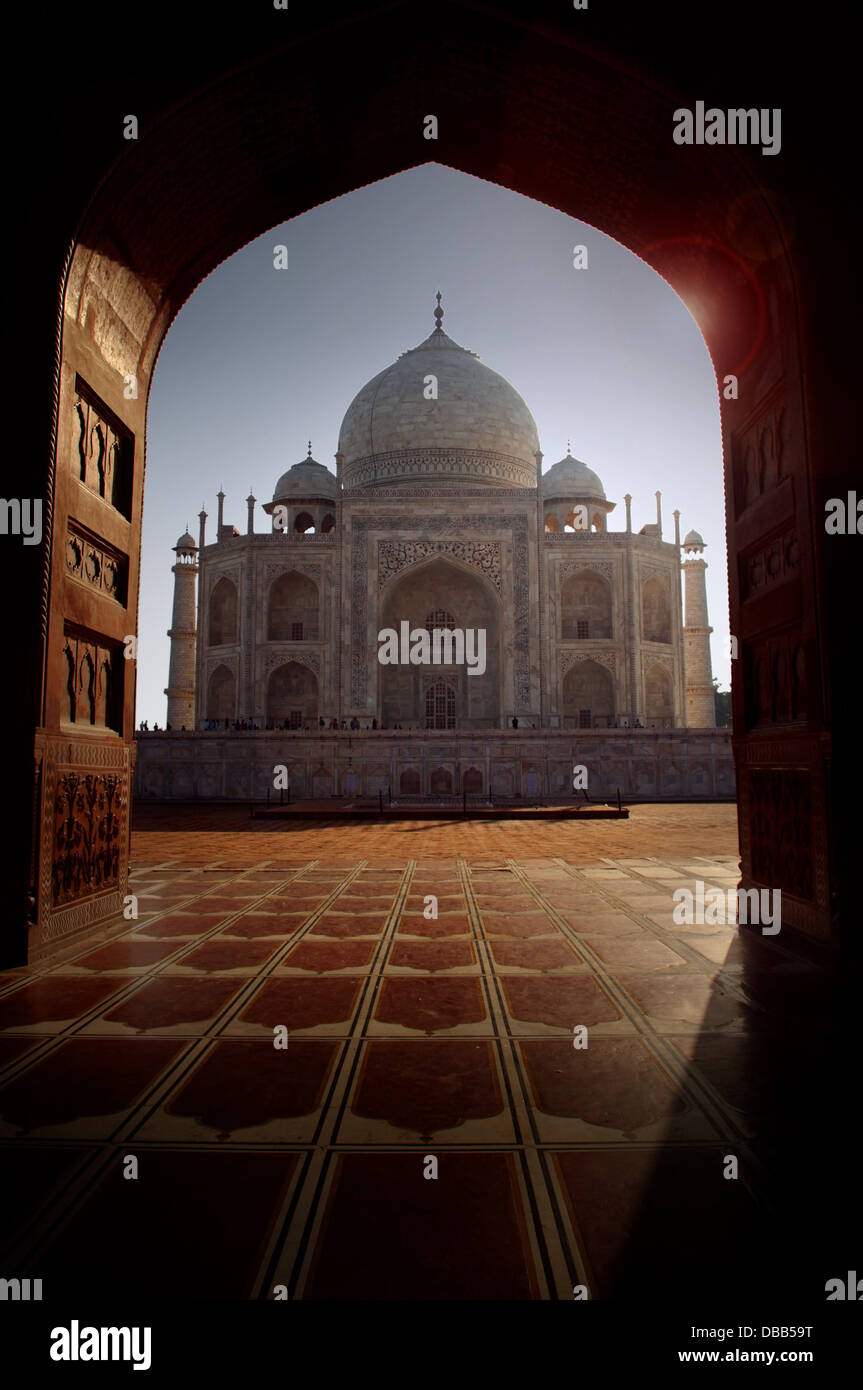 Taj mahal gates hi-res stock photography and images - Alamy