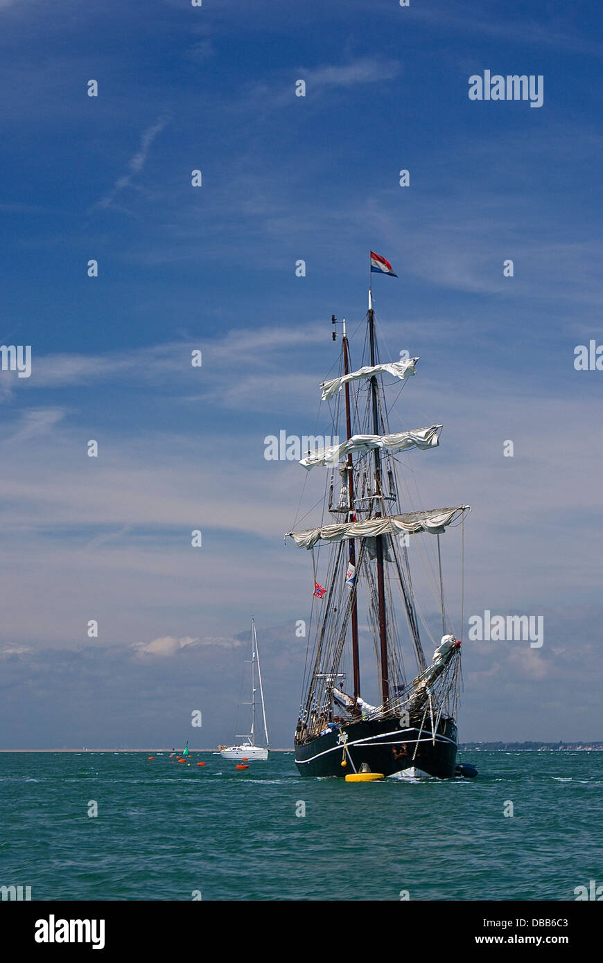 Square rigs hi-res stock photography and images - Alamy