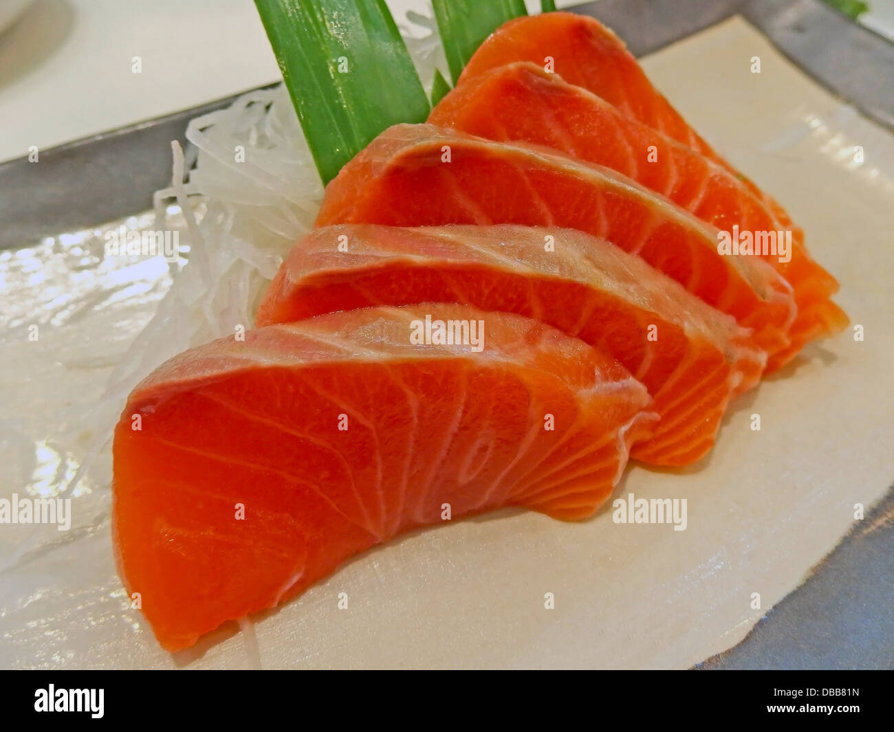 Sliced raw fatty salmon (Salmon sashimi Stock Photo - Alamy