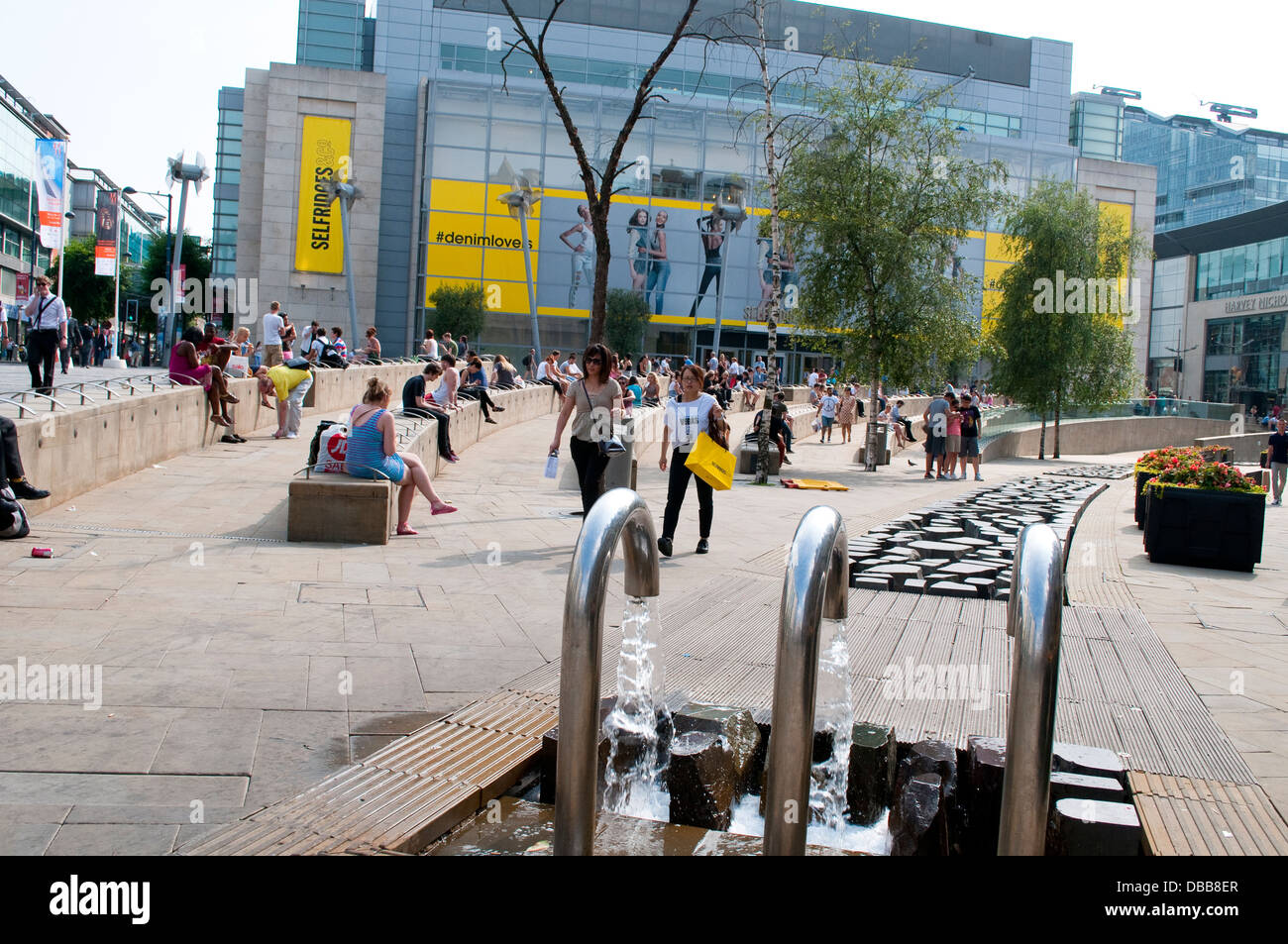 Manchester exchange square hi-res stock photography and images - Alamy