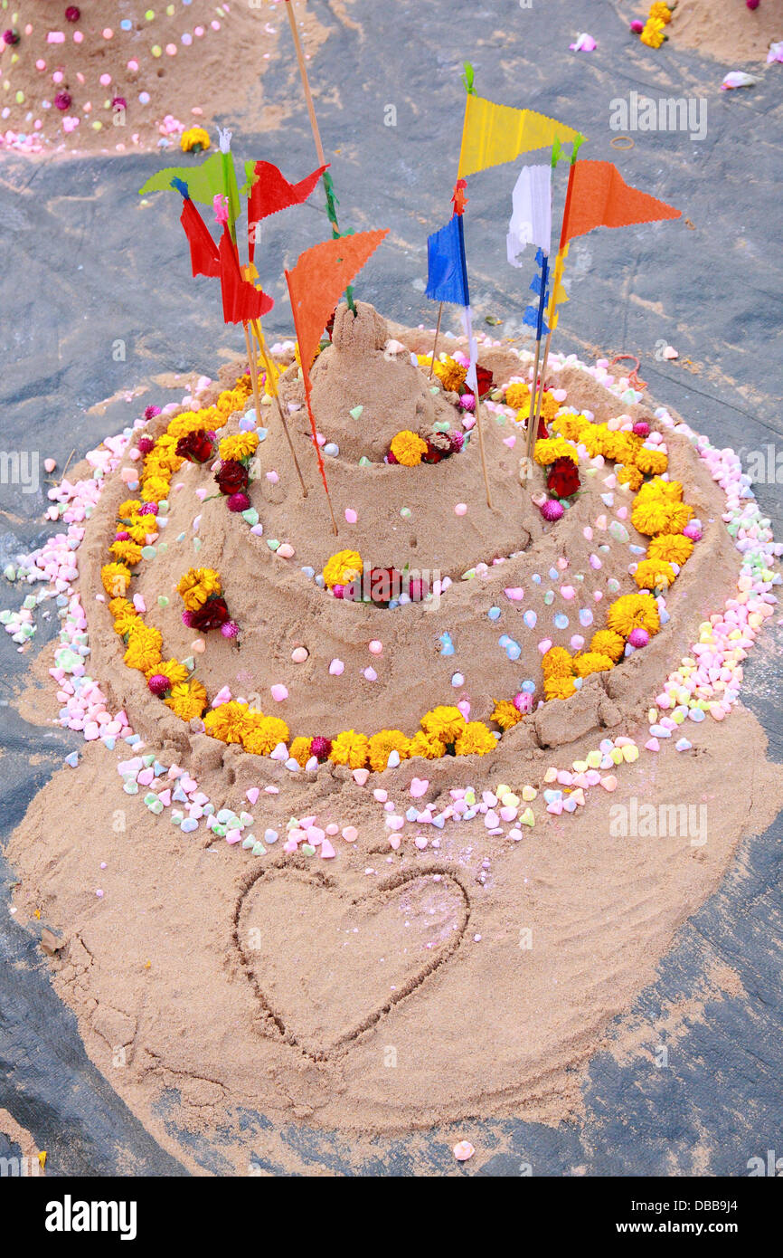 Sand carrying festival hi-res stock photography and images - Alamy