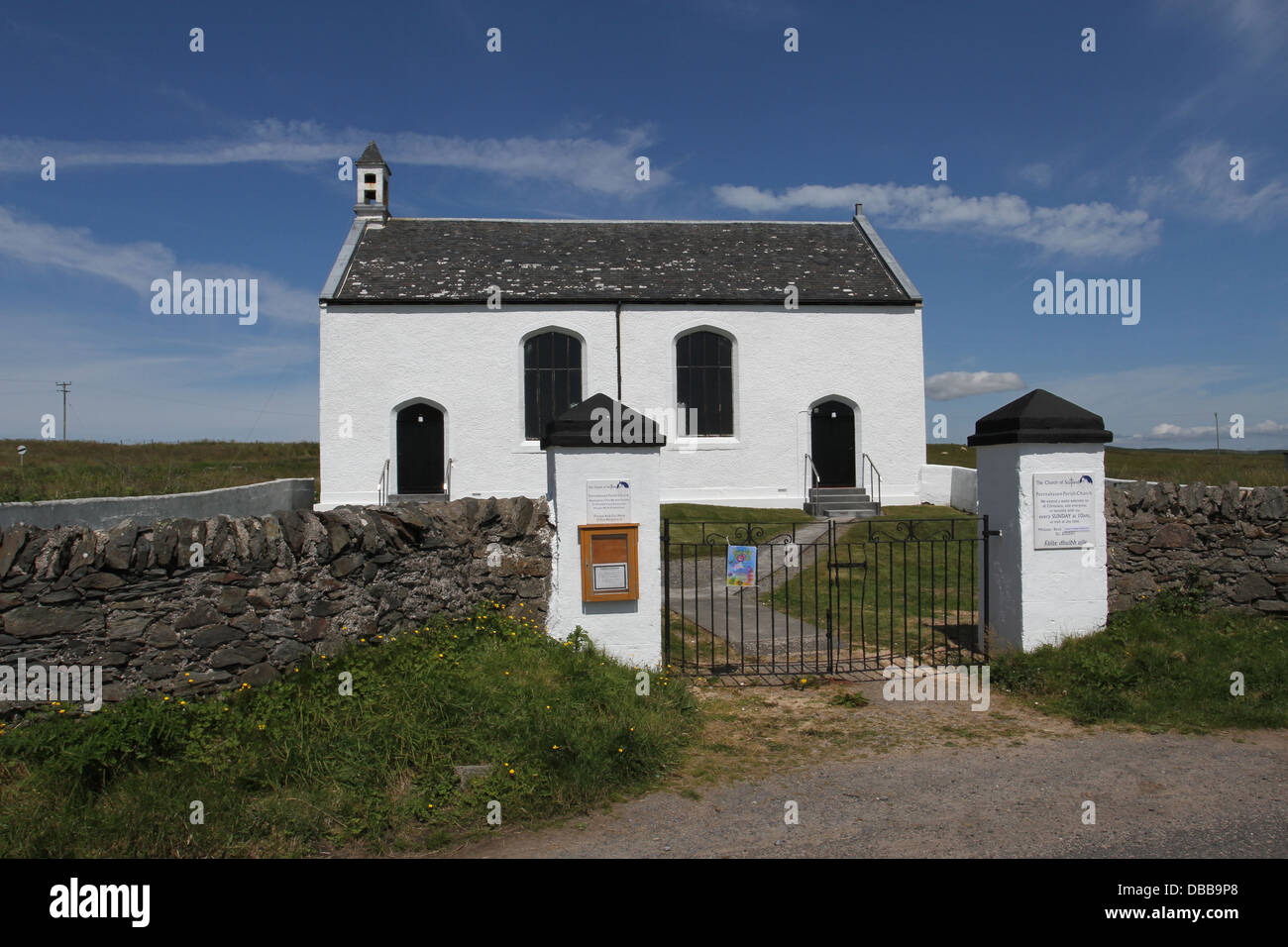 Portnahaven parish church islay islay hi-res stock photography and ...