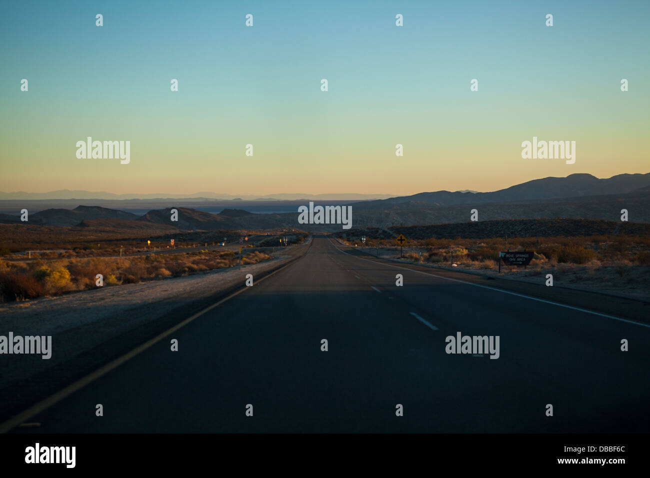 Highway 395 along California's Eastern Sierra Nevada in the Owens ...