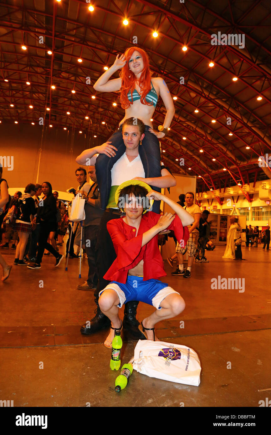 One piece fans hi-res stock photography and images - Alamy