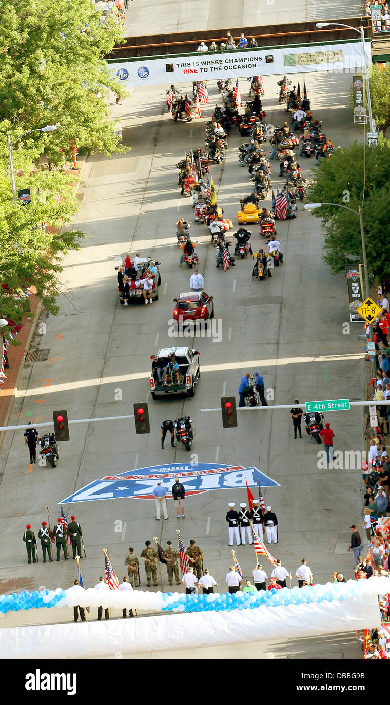 Race personel hi-res stock photography and images - Alamy