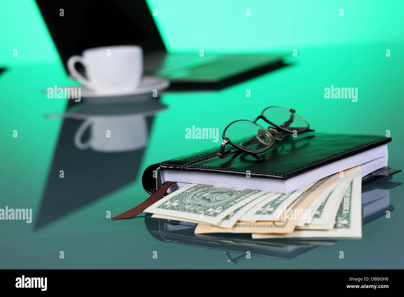 Business papers on the work place Stock Photo - Alamy