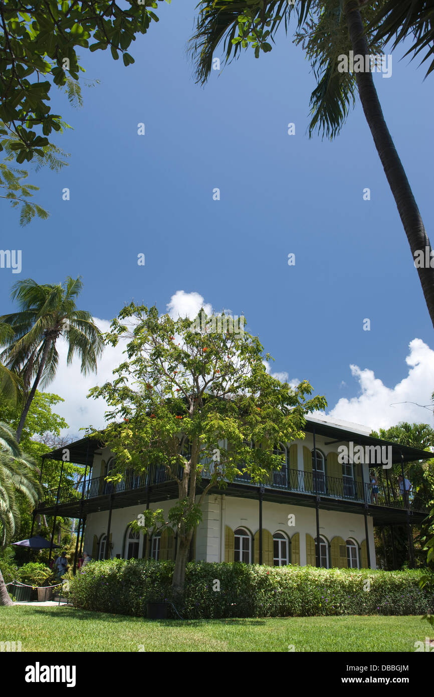 ERNEST HEMINGWAY HOME MUSEUM (©ASA TIFT 1851) KEY WEST OLD TOWN ...