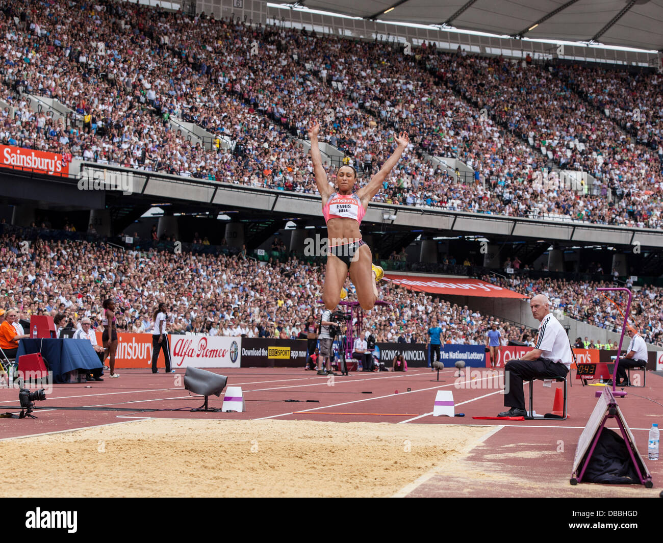 Long jump olympic hi-res stock photography and images - Alamy