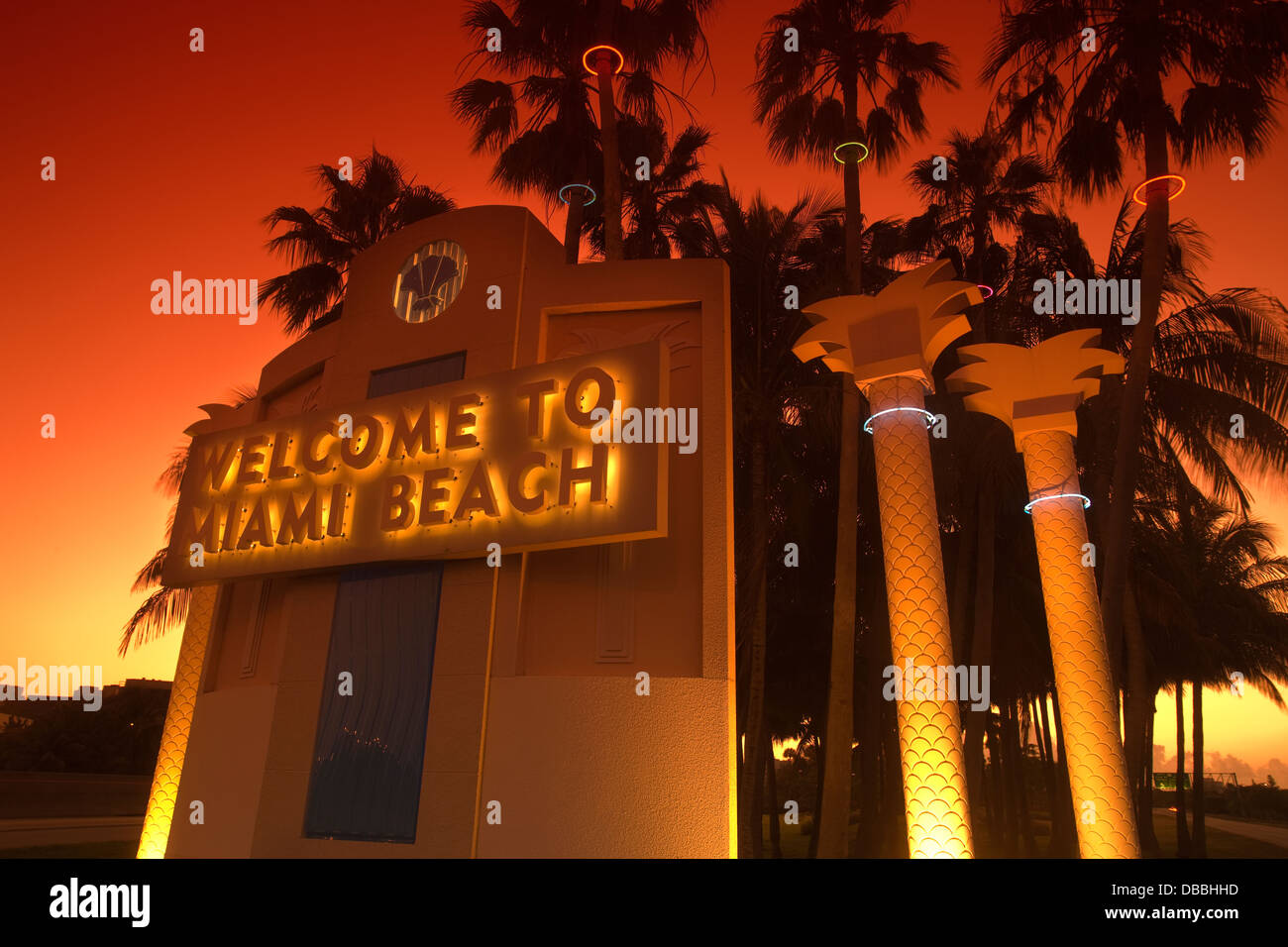 WELCOME TO MIAMI BEACH SIGN MIAMI BEACH FLORIDA USA Stock Photo - Alamy