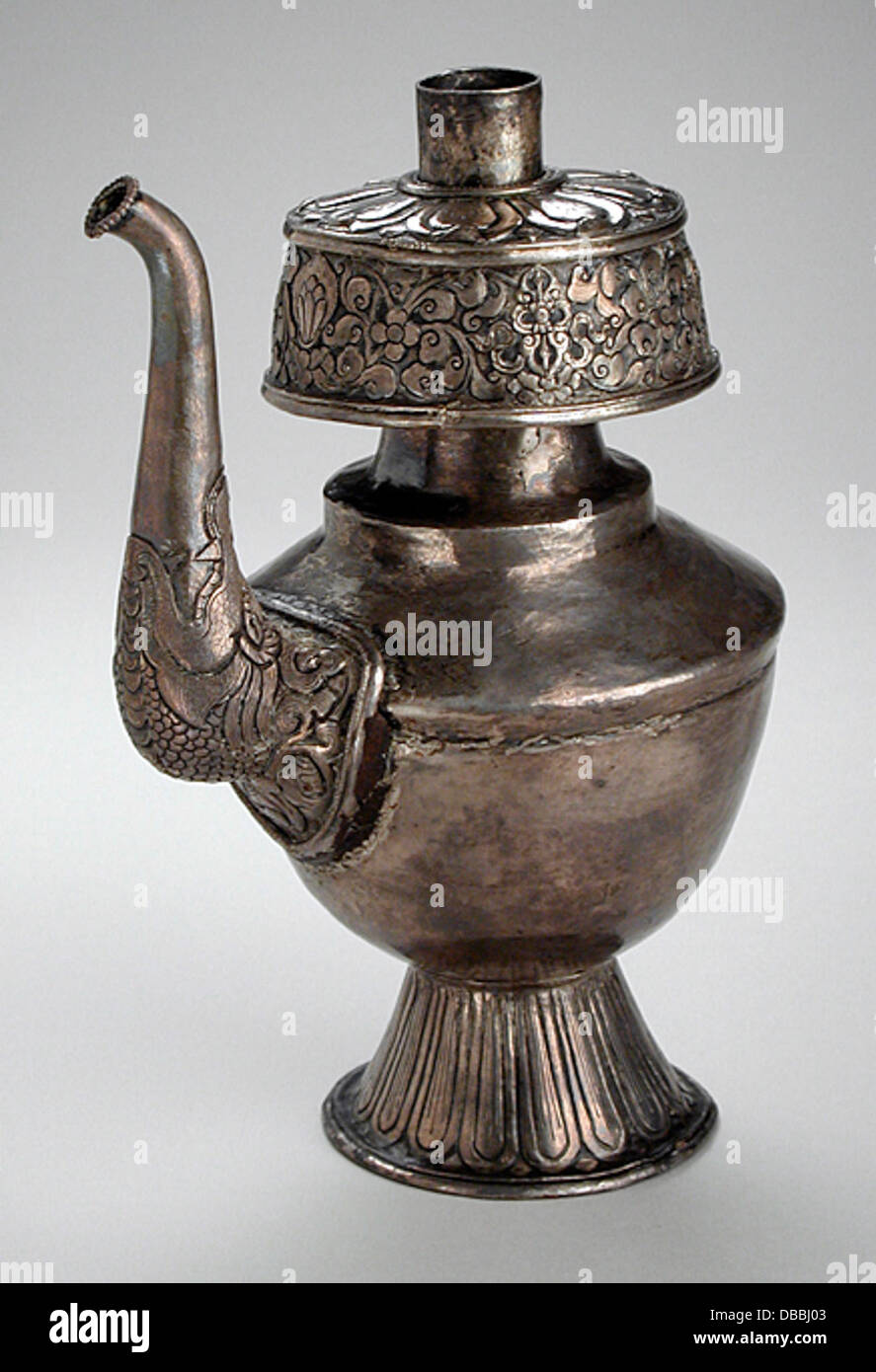 Tibetan decorative arts hi-res stock photography and images - Alamy