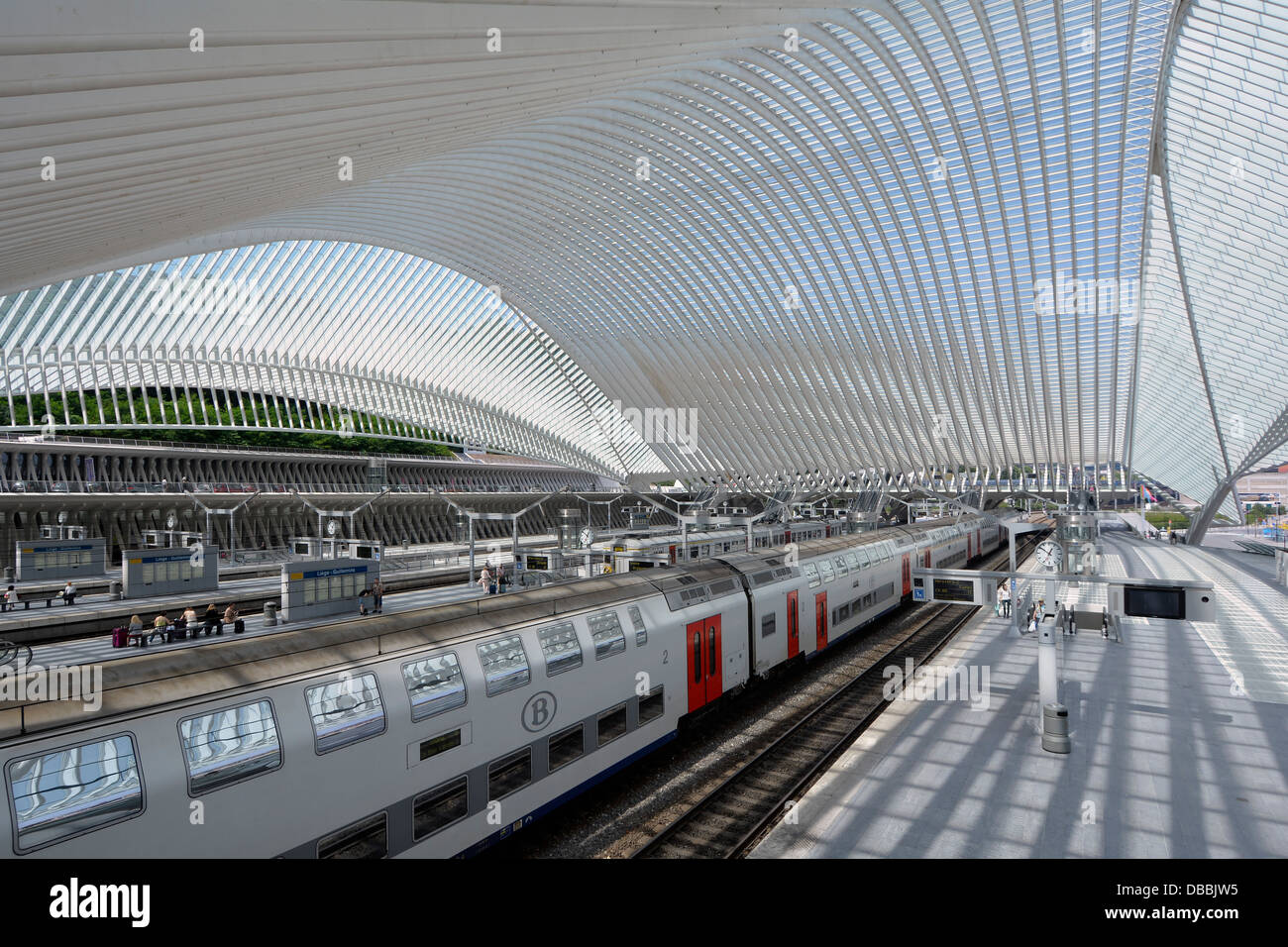 Roof shadows shadow hi-res stock photography and images - Alamy