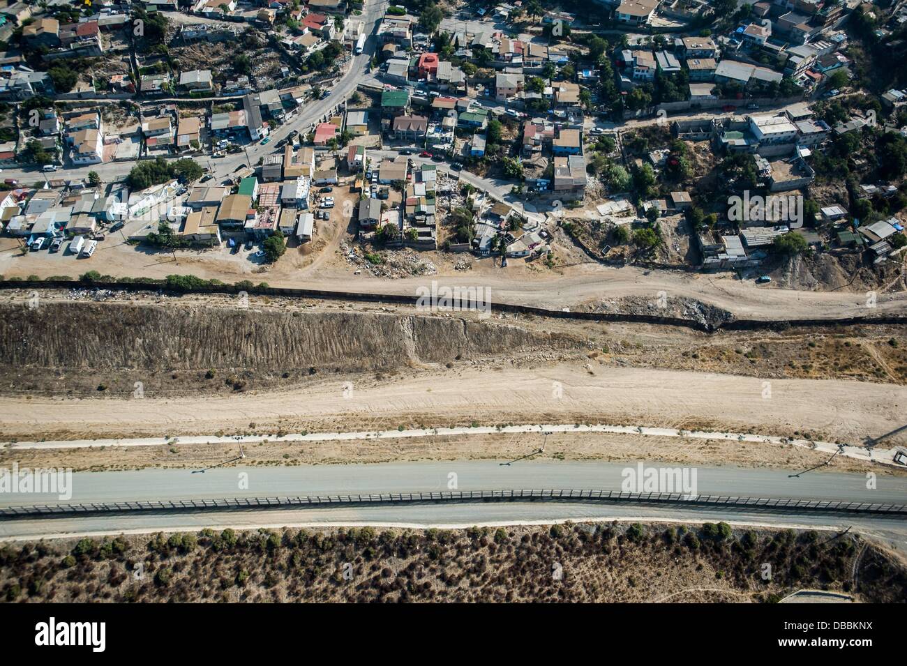 Poor neighborhood california hi-res stock photography and images - Alamy