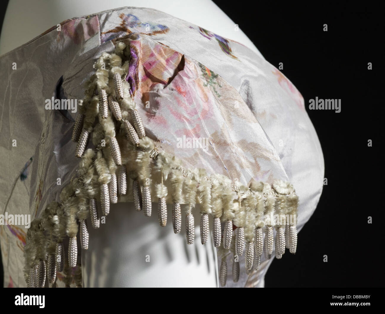 This women's dress, referred to as a 'robe a transformation,' features ...