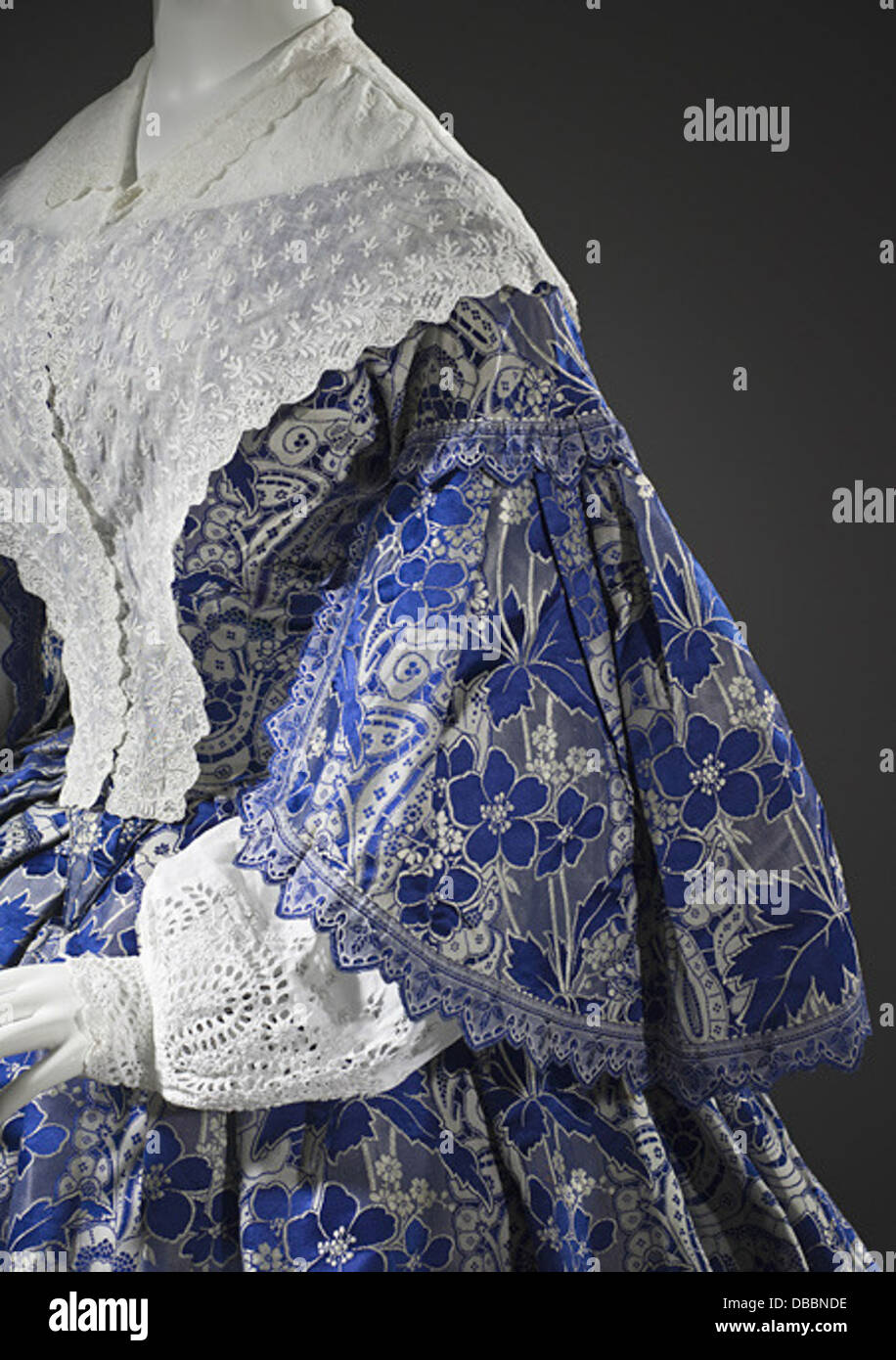 Womans elegant dress reflecting hi-res stock photography and images - Alamy