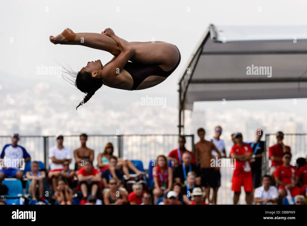 Springboard diving hi-res stock photography and images - Alamy