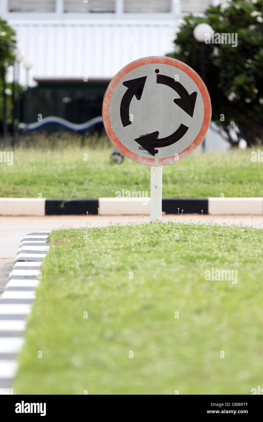 Green road signs hi-res stock photography and images - Alamy