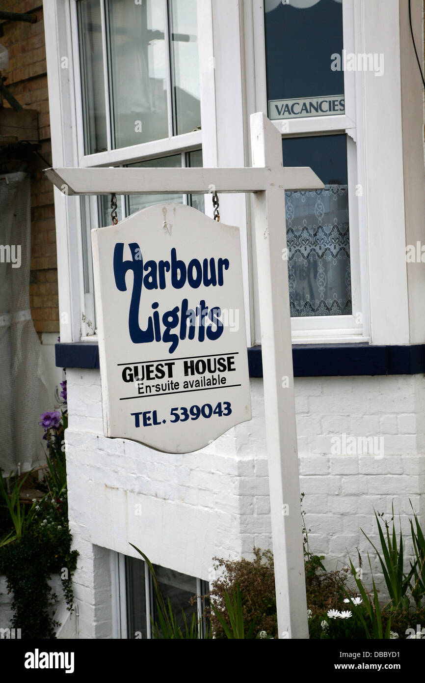 Guest house sign hi-res stock photography and images - Alamy