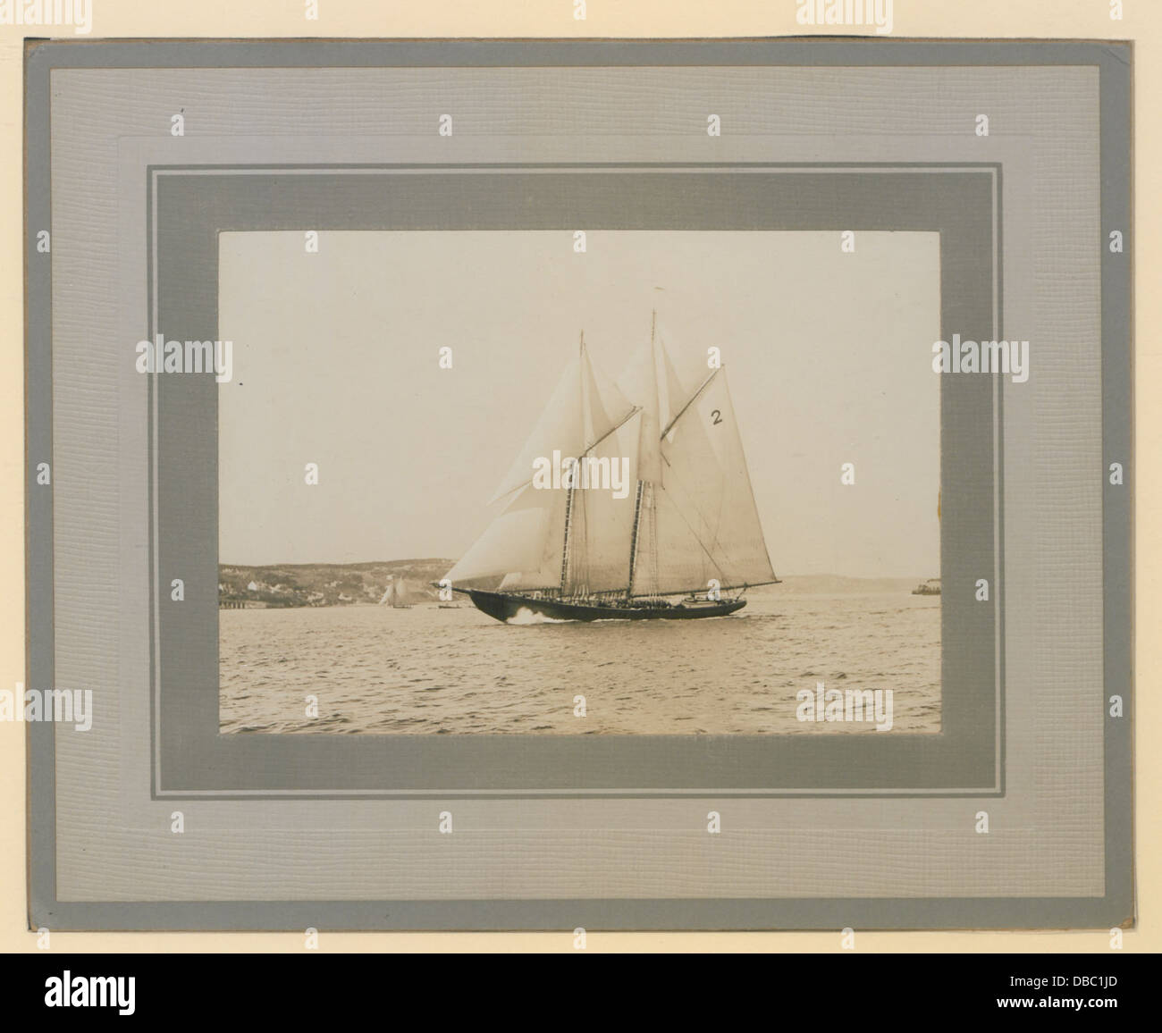 Schooner under sail hi-res stock photography and images - Alamy