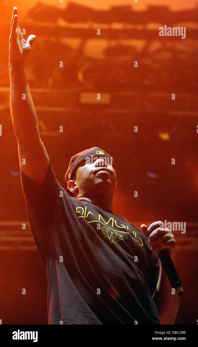 U god wu tang clan hi-res stock photography and images - Alamy
