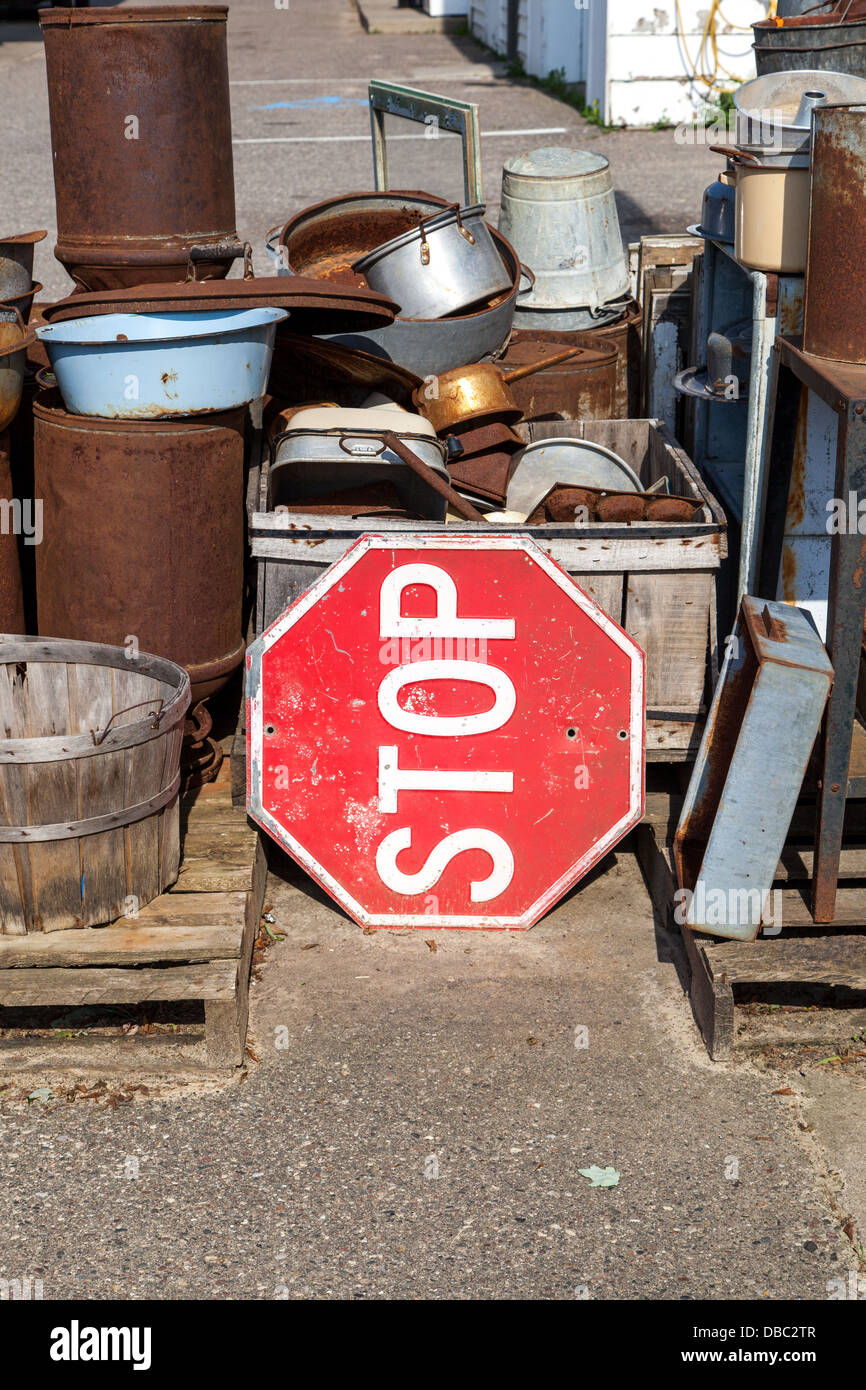 Pots sign stop hi-res stock photography and images - Alamy